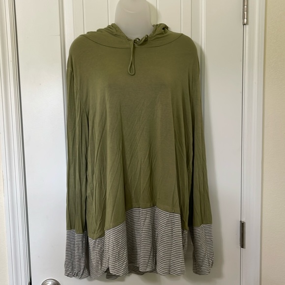 7th Ray | Tops | 7th Ray Green Hooded Tunic Size 3xl | Poshmark